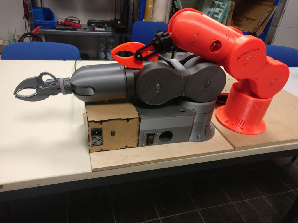 Thor 3D printed Robots – Quentin Delfosse